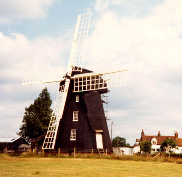 Lacey Green Windmill - Restoration 1971-1990